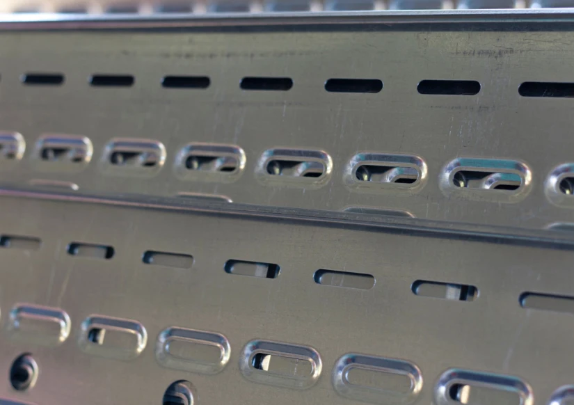 Pernos en U (U-Bolts) | Nacional de Anclas